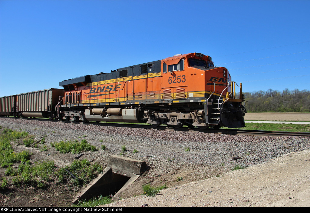 BNSF 6253 - DPU